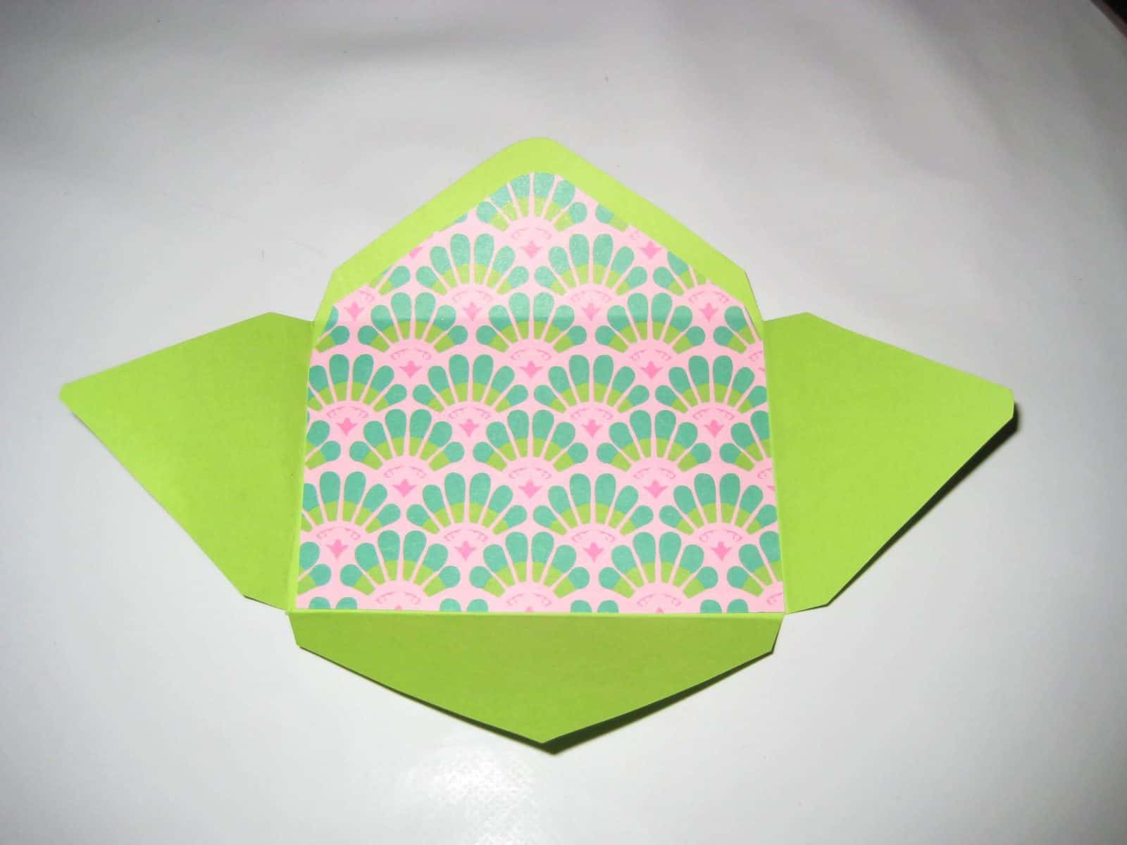 Cómo hacer sobres de papel